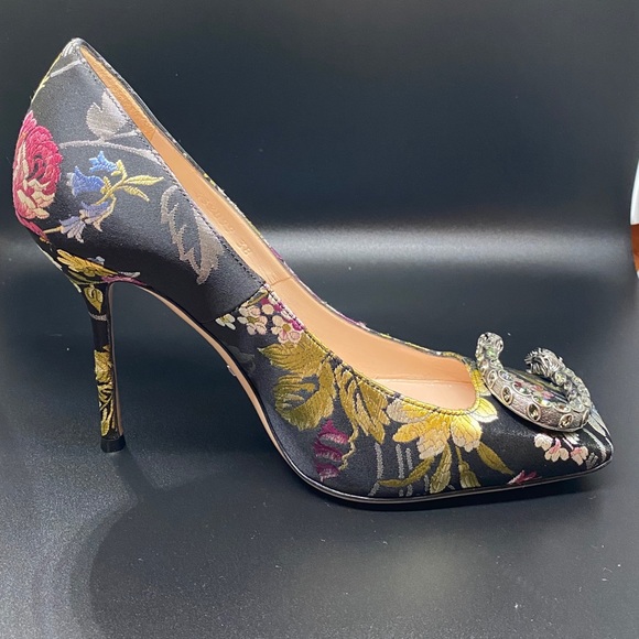 Gucci | Shoes | Gucci Dionysus Never Worn Blackmulti Color Floral Pump ...